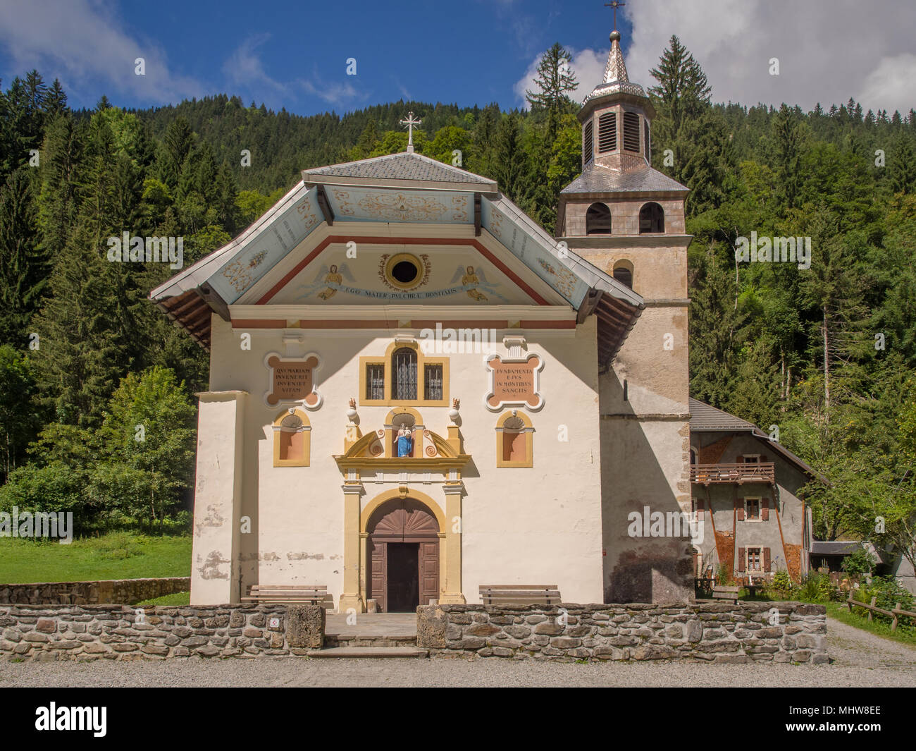 Tour du mont blanc contamines hi-res stock photography and images - Alamy