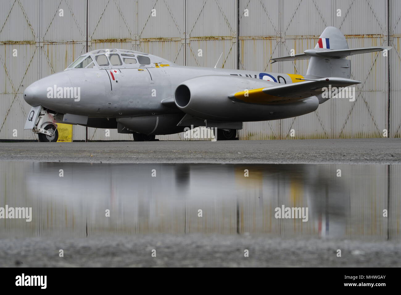 Tandem seating hi-res stock photography and images - Alamy