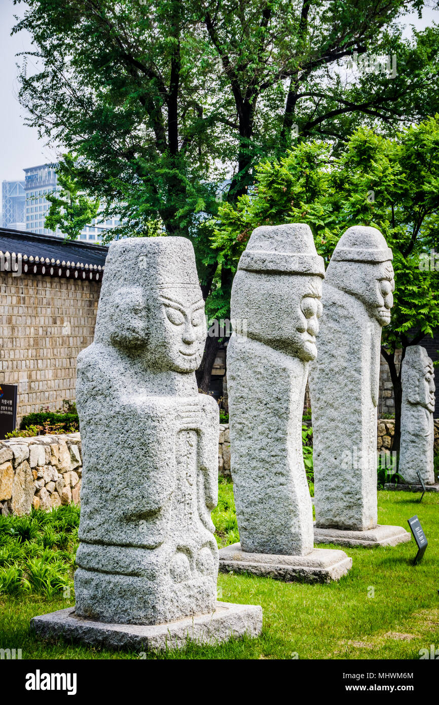 Korean stone art museum hi-res stock photography and images - Alamy