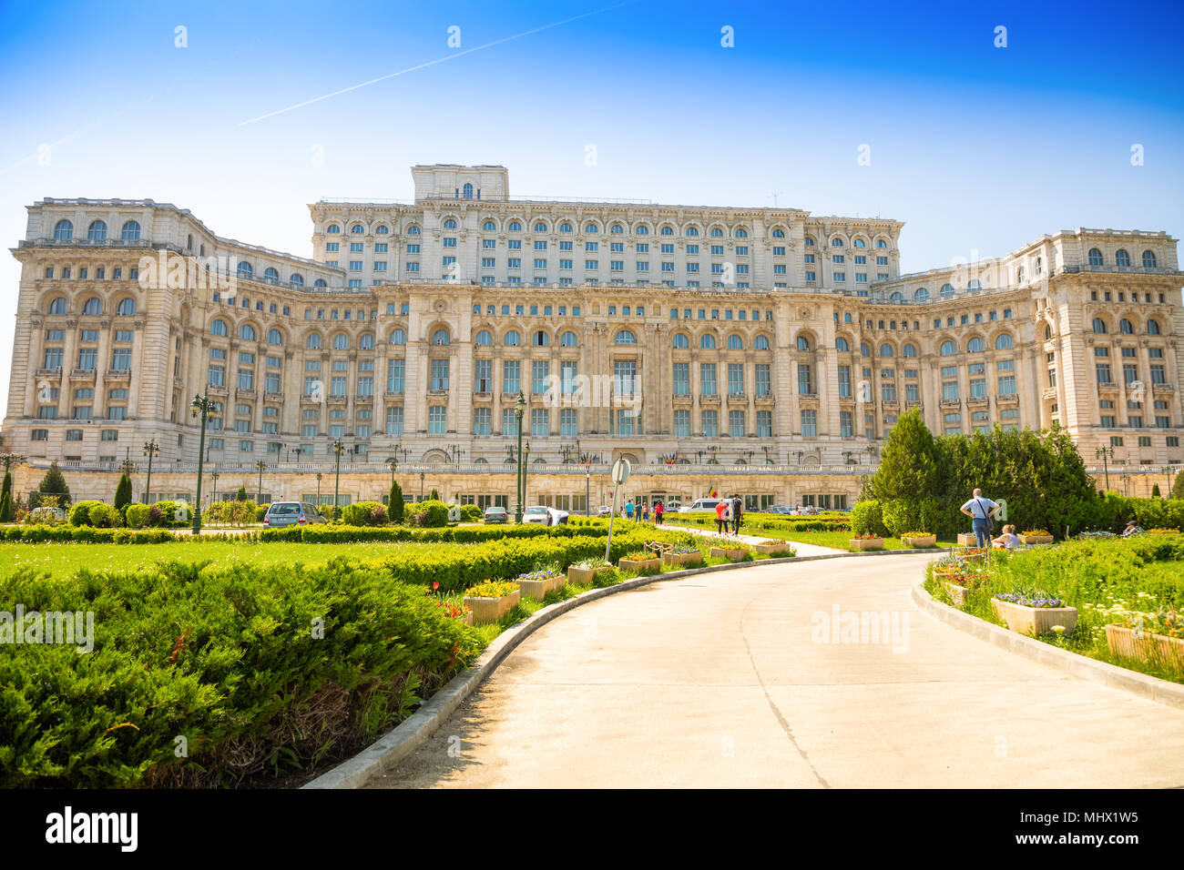 Largest Administrative Building In The World Most Expensive ...