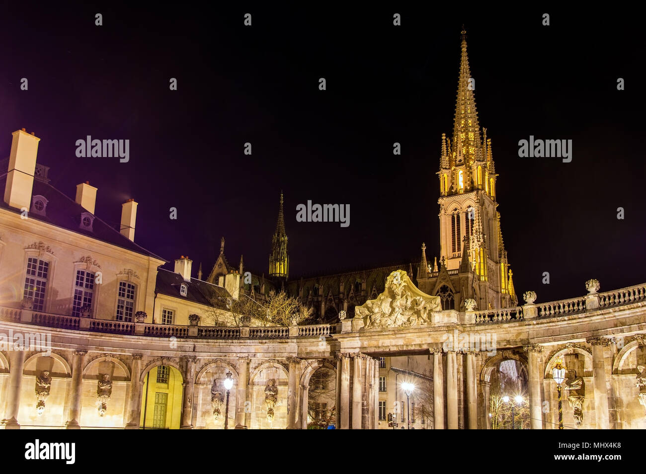 Saint france hi-res stock photography and images - Alamy