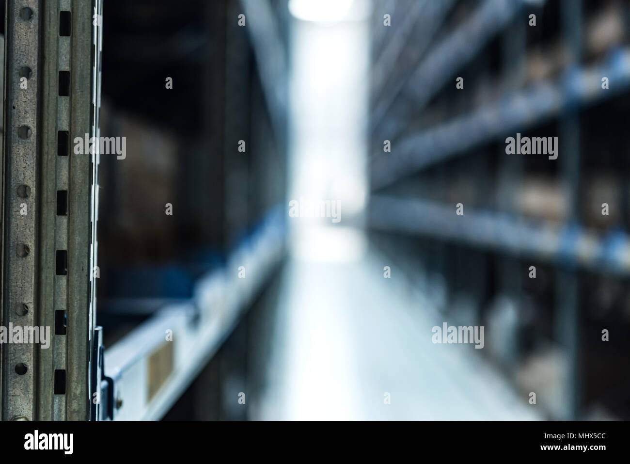 Modern industry warehouse store rows hi-res stock photography and ...