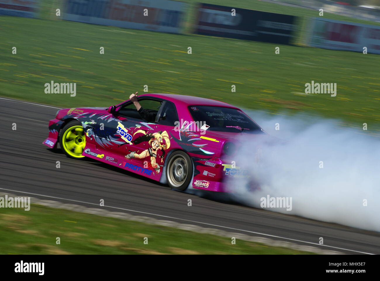 Drifting sideways hi-res stock photography and images - Alamy