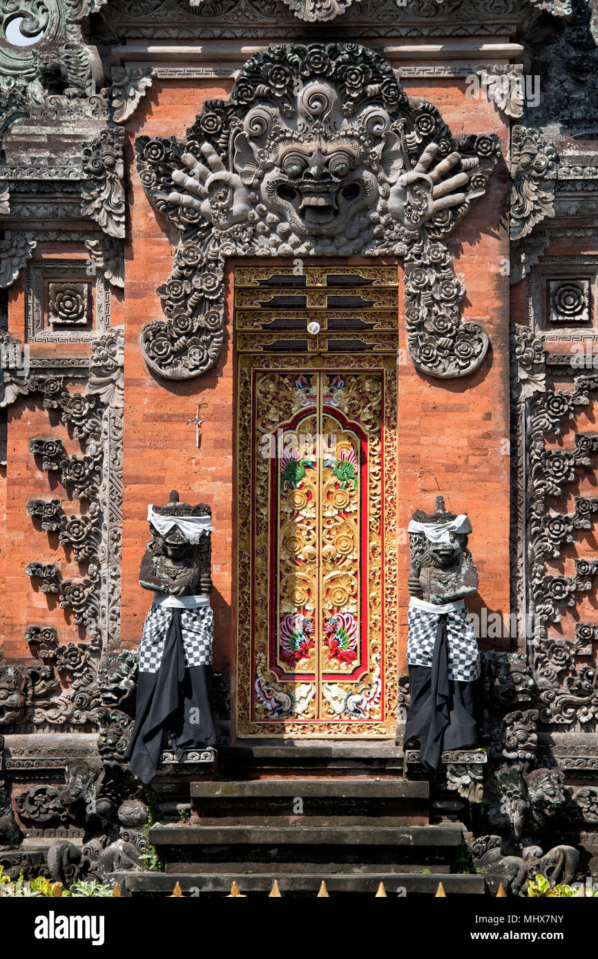 Bali Indonesia temple entrance door close up detail Stock Photo - Alamy