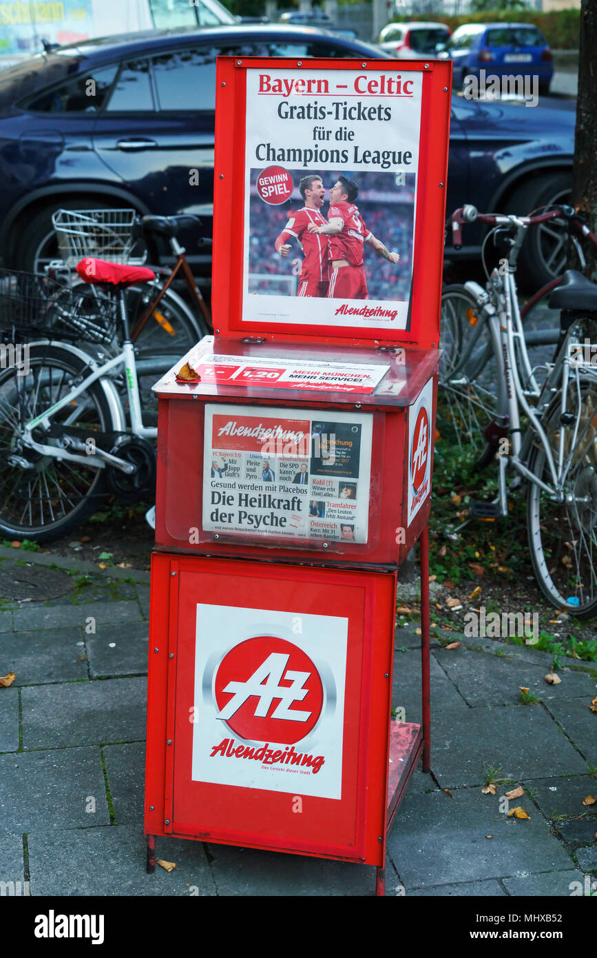 Newspaper magazine shop counter hi-res stock photography and images - Alamy