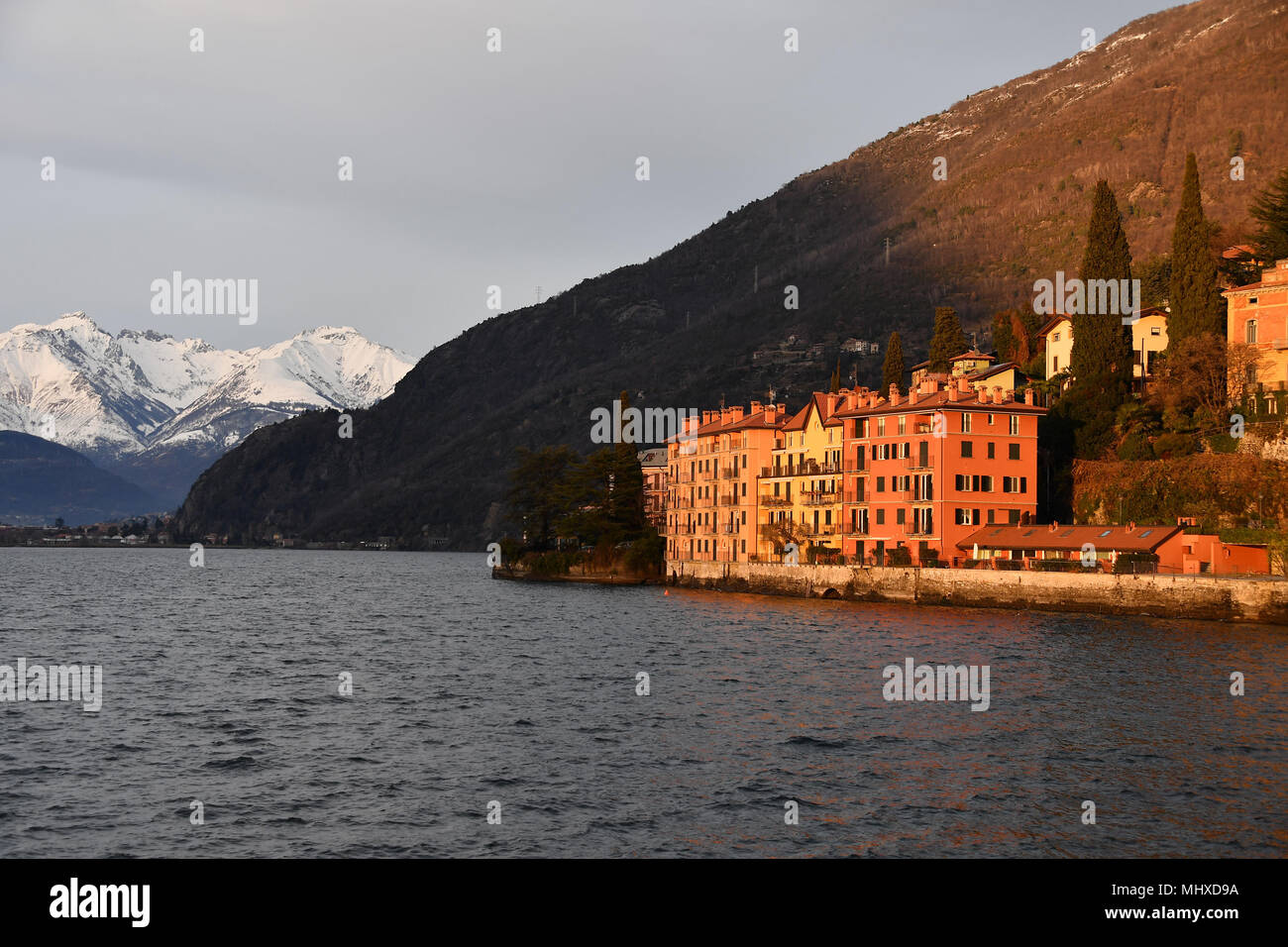 bellano como lake in winter aat sunset Stock Photo - Alamy