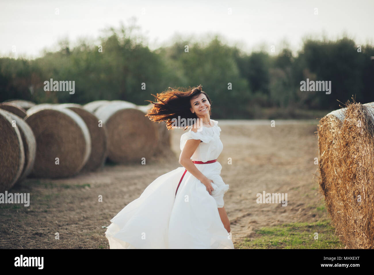 Tuscany vineyard sunset woman hi-res stock photography and images - Alamy