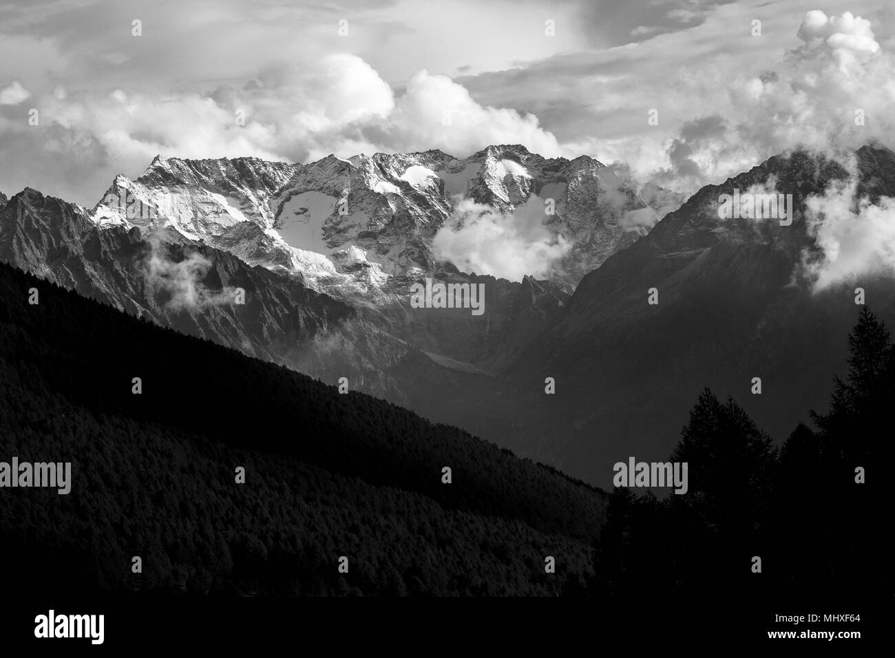 Beautiful alps in snow Black and White Stock Photos & Images - Alamy