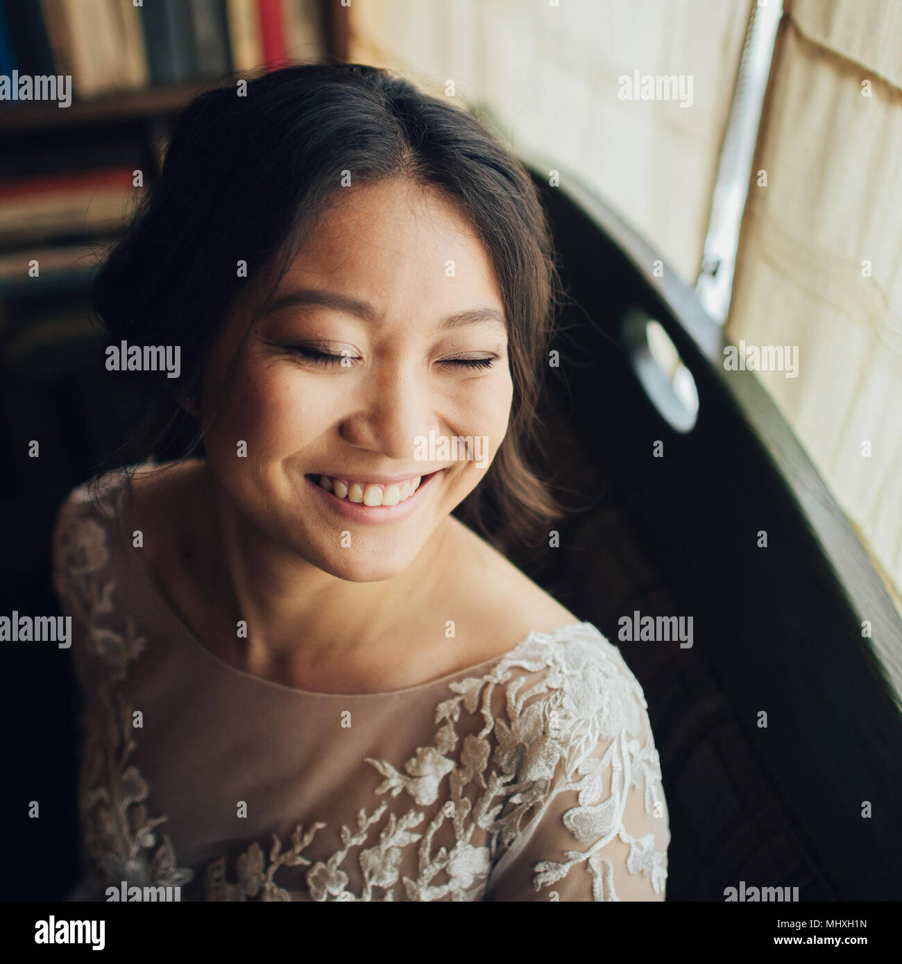 Vintage asian fashion hi-res stock photography and images - Alamy