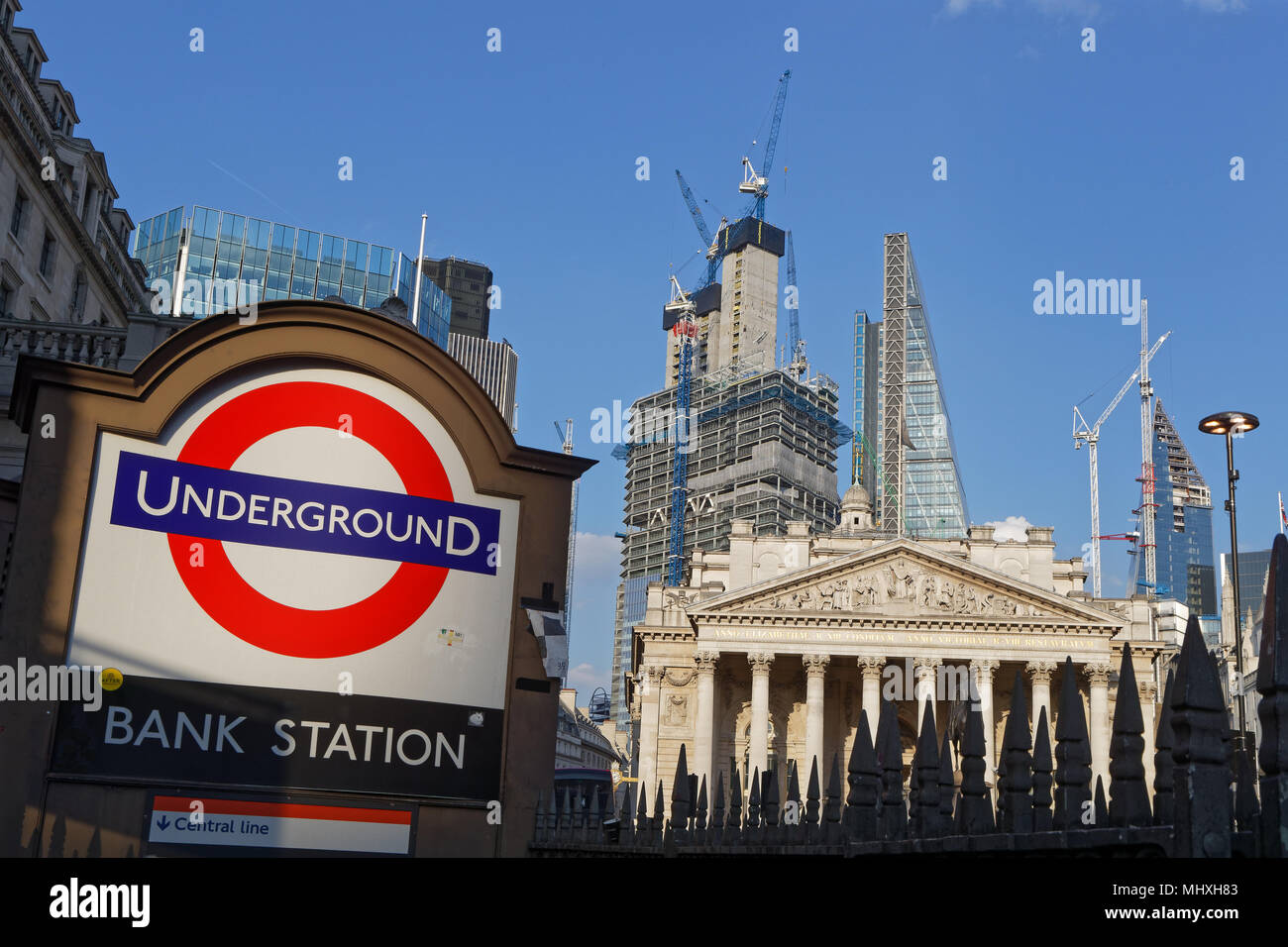 Bank underground station sign hi-res stock photography and images - Alamy