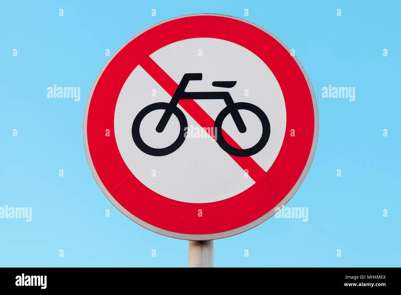 No bikes sign hi-res stock photography and images - Alamy