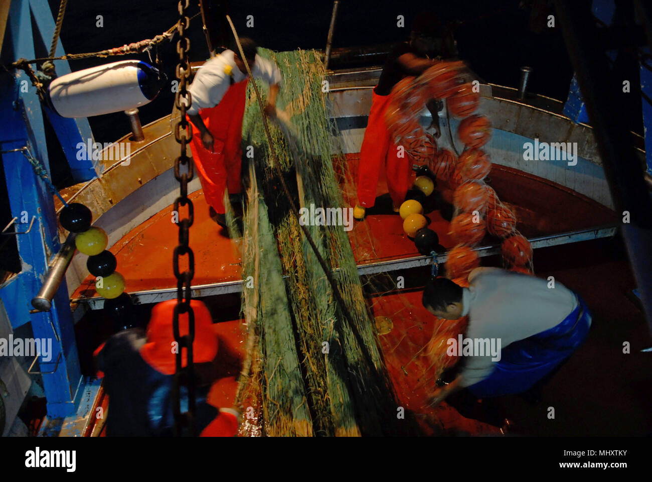 Expedition floating hi-res stock photography and images - Alamy