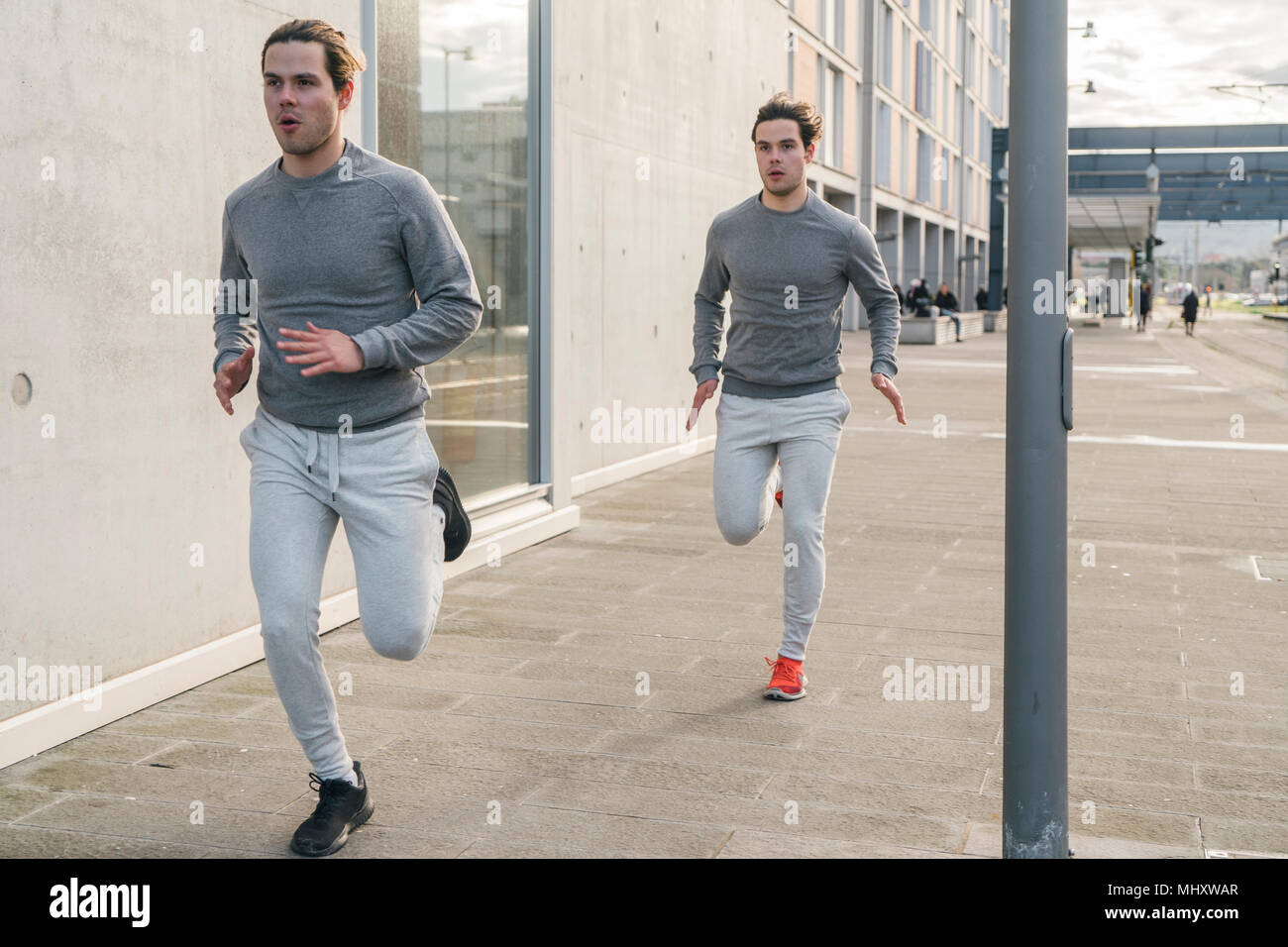 Runners men male man people hi-res stock photography and images - Alamy