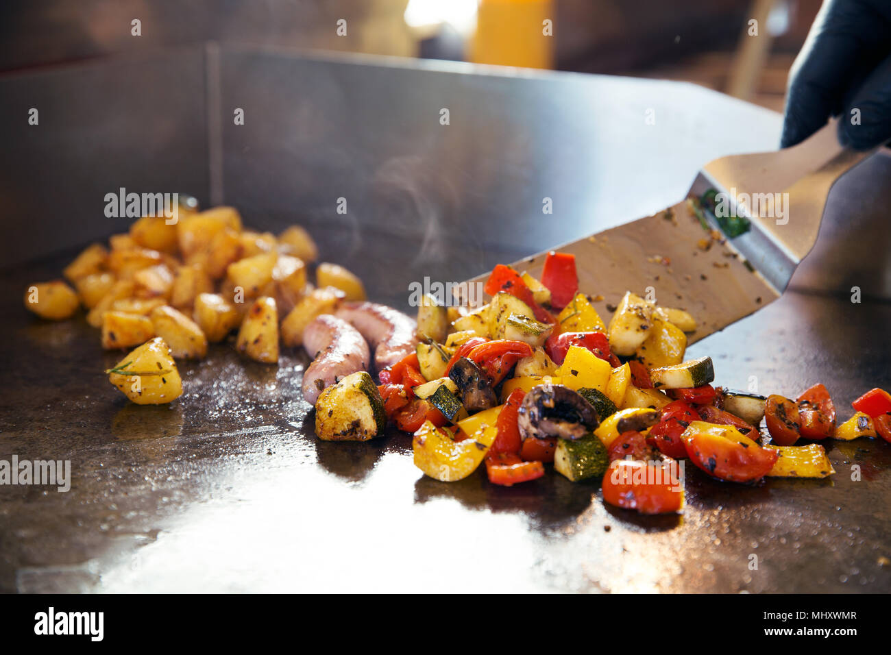 Flat top hi-res stock photography and images - Alamy