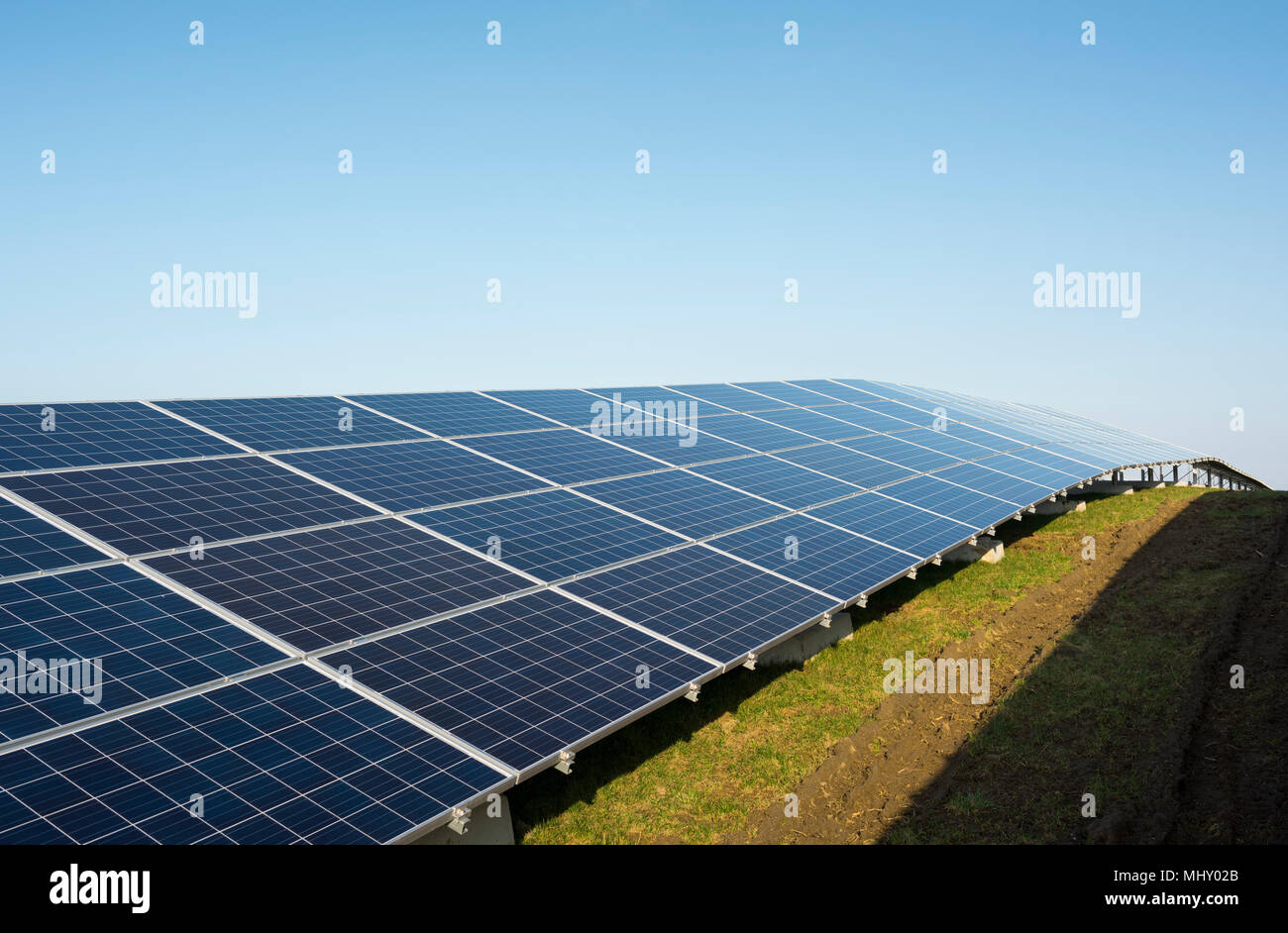 New solar farm constructed on former waste dump Stock Photo - Alamy