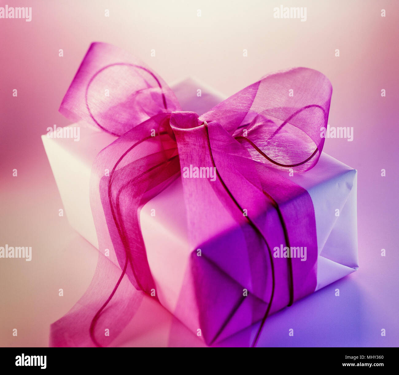 Pack decorations hi-res stock photography and images - Alamy