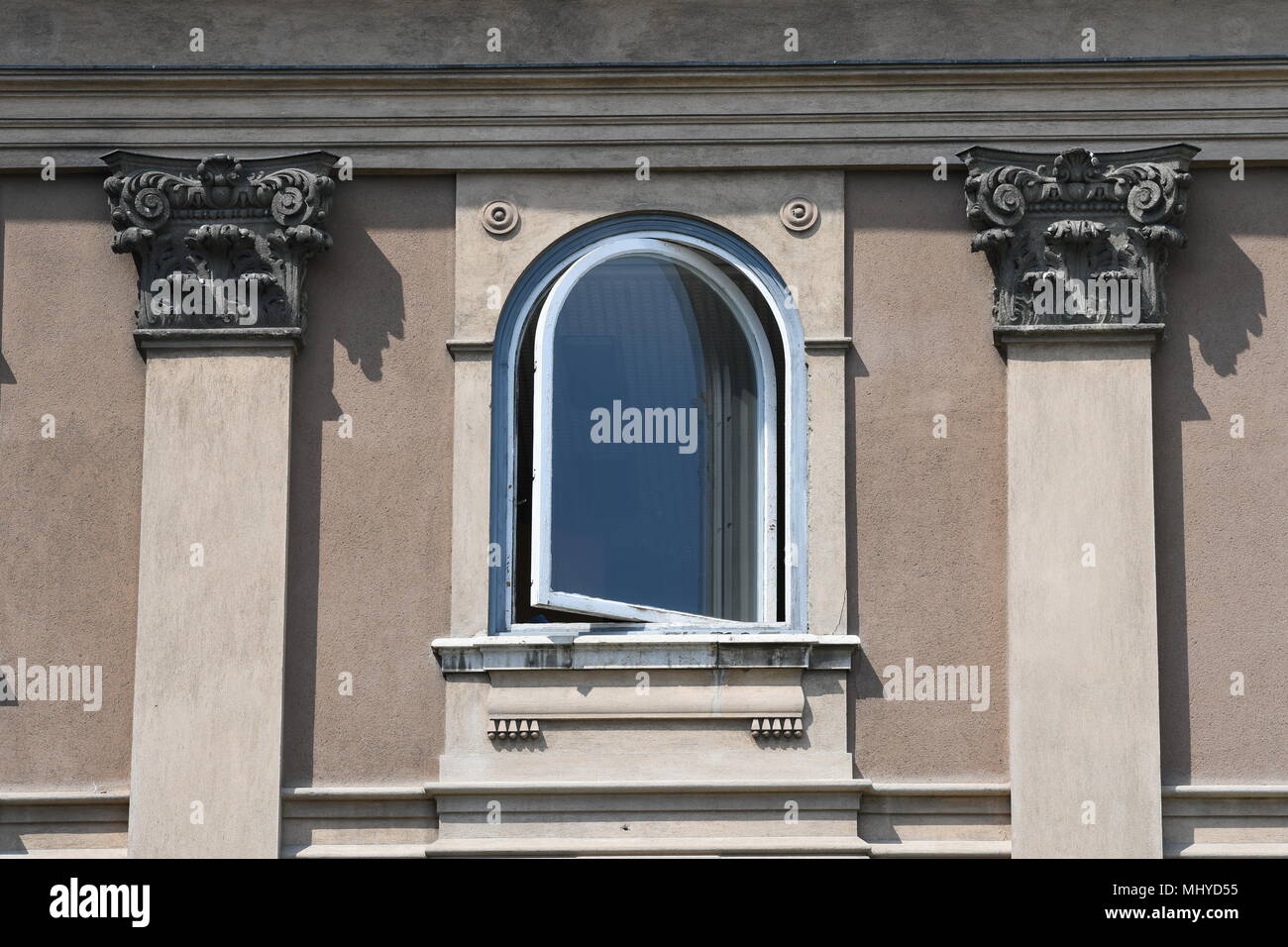 Buda castle tour hi-res stock photography and images - Alamy