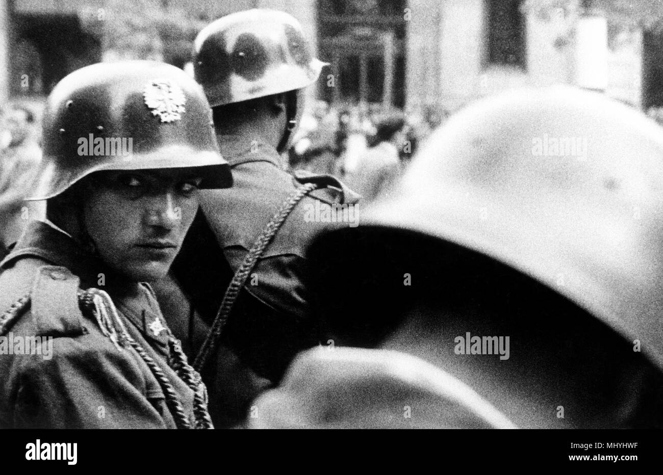 State military police Black and White Stock Photos & Images - Alamy