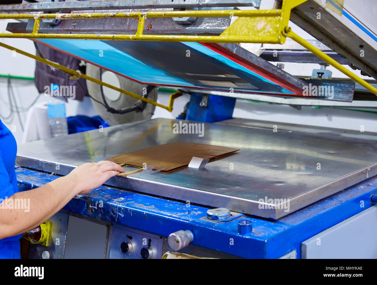 Screen printing in textile hi-res stock photography and images - Alamy