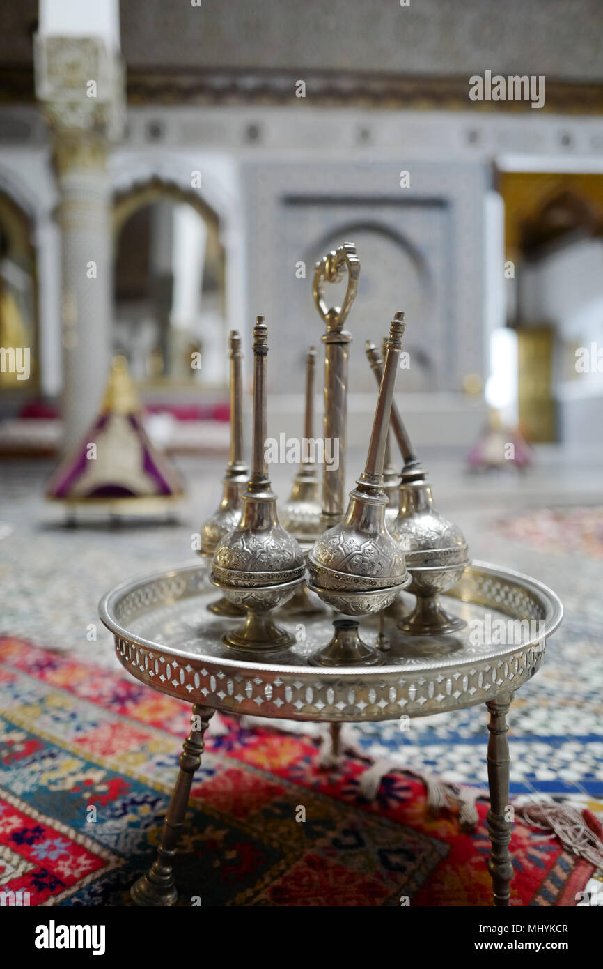 Islamic traditional decoration Stock Photo - Alamy