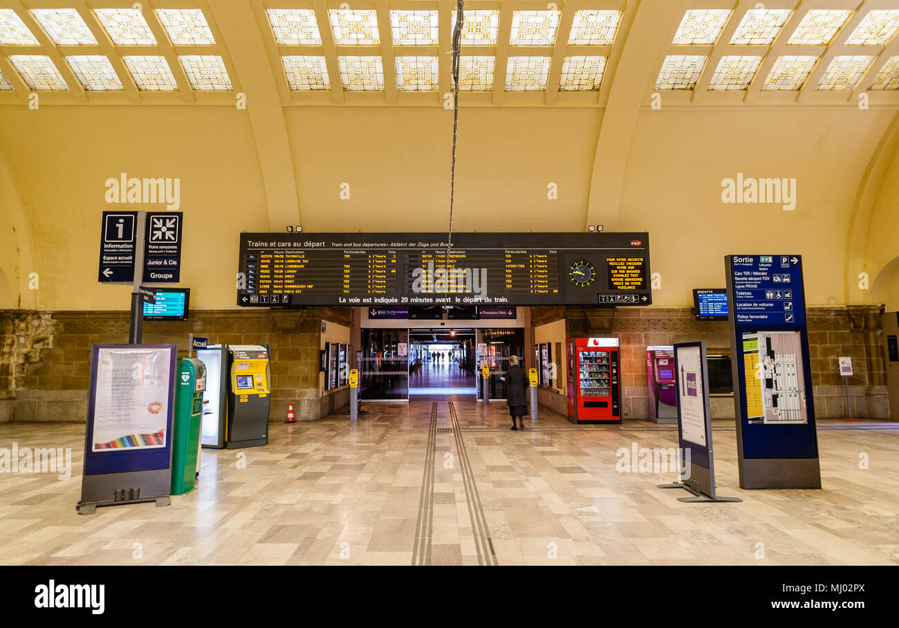 METZ, FRANCE - APRIL 14: Interior of the railway station Metz-Ville on ...