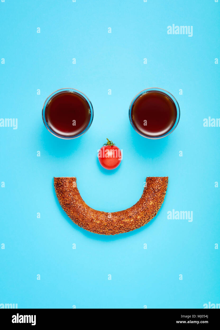Smiley face breakfast hi-res stock photography and images - Alamy