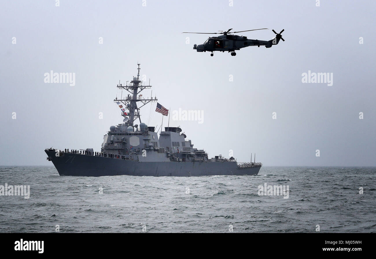 Uss ross uss ross hi-res stock photography and images - Alamy