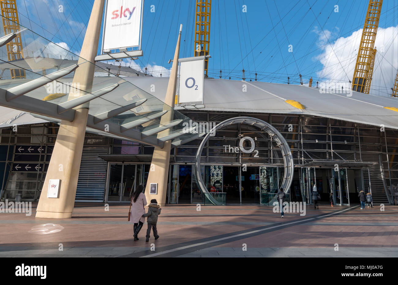 Entrance to the O2 Arena on the Greenwich Peninsula Stock Photo - Alamy