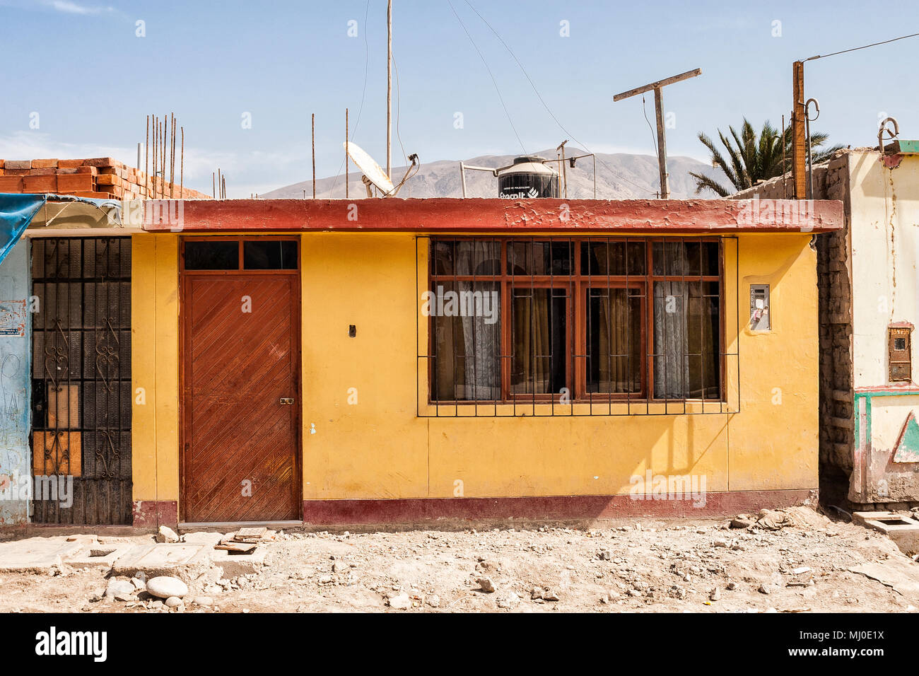 Low income people housing hi-res stock photography and images - Alamy