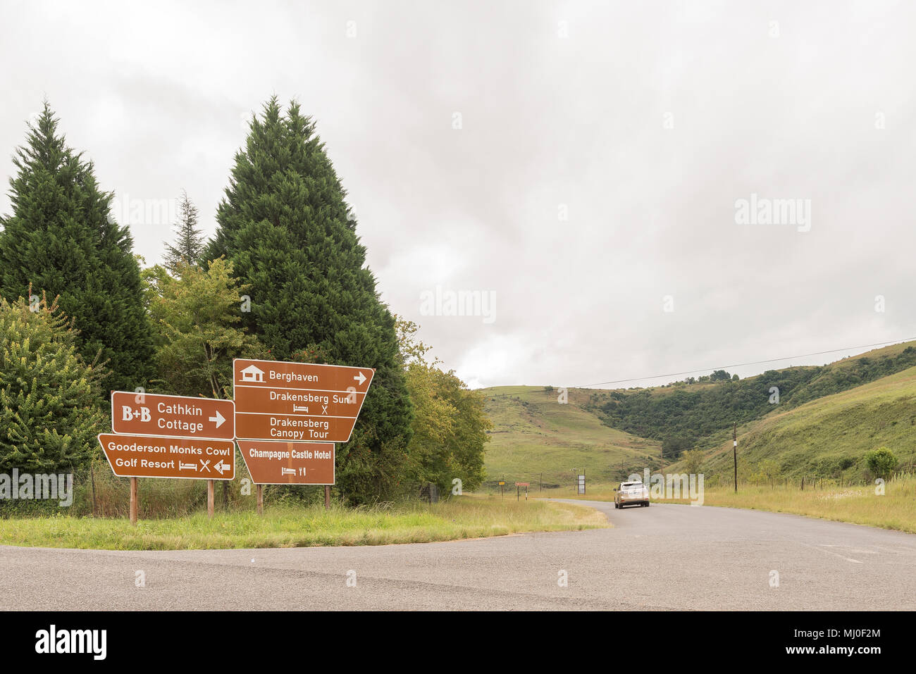 MONKS COWL, SOUTH AFRICA - MARCH 18, 2018: Directional sign boards at ...