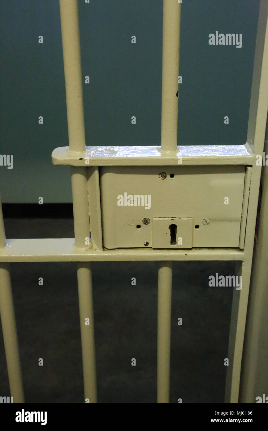 Nelson mandela cell door hi-res stock photography and images - Alamy