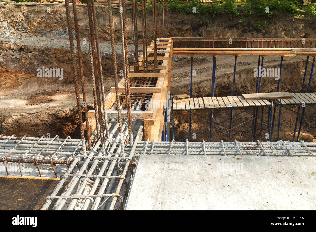 Construction of a new building, installation of metal structures in the ...