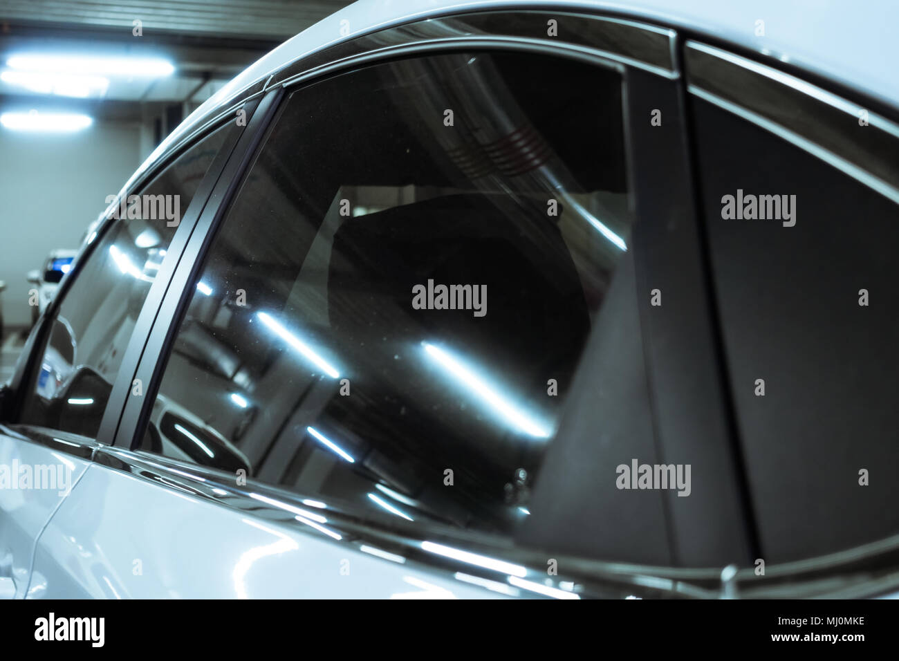 Chinese garage hi-res stock photography and images - Alamy