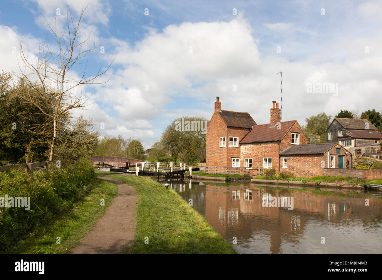 The lock keepers cottage, adjacent to a lock on the Grand Junction ...