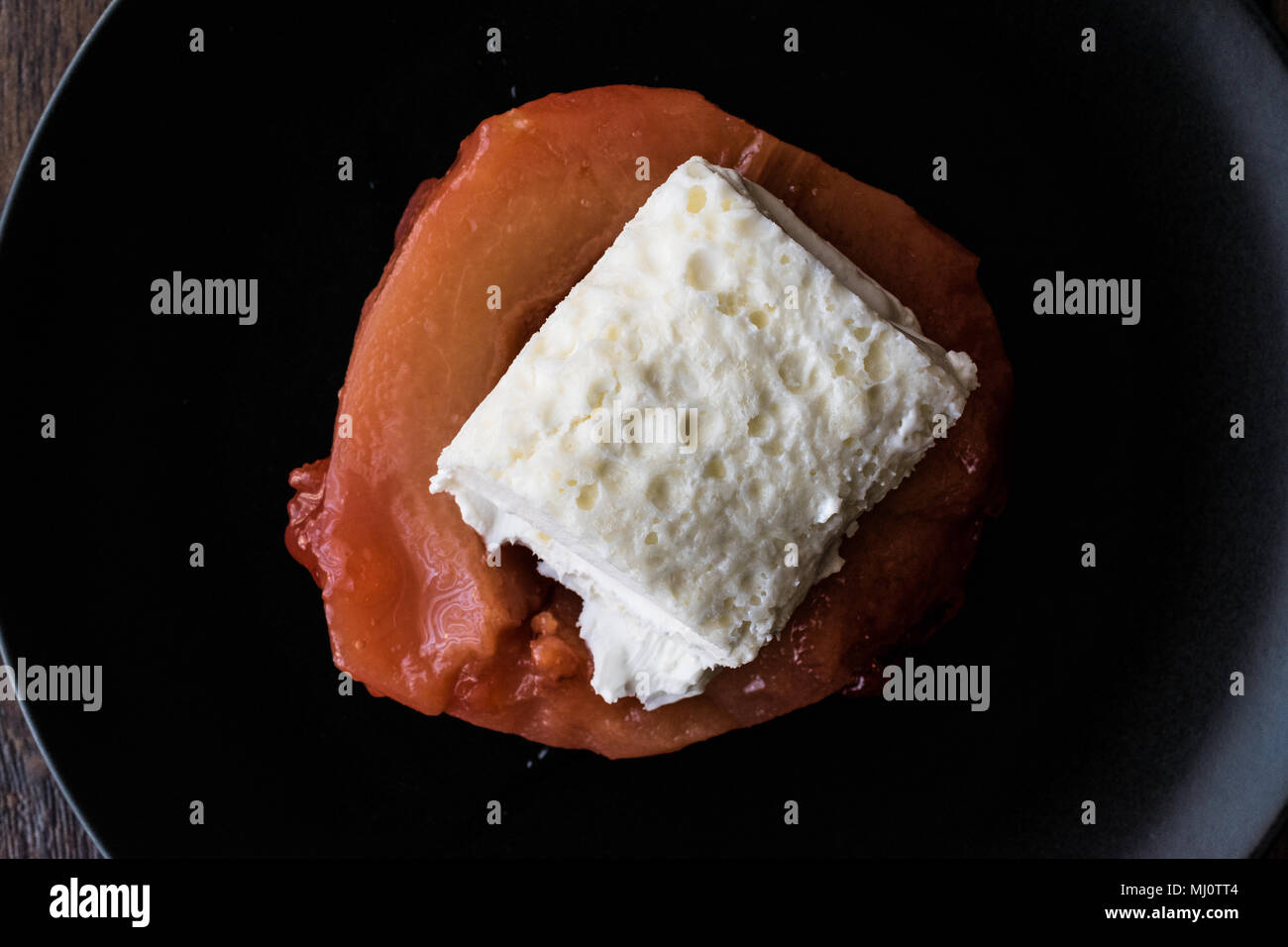 Avya tatlisi is a dessert from Turkish cuisine that is made with quince ...