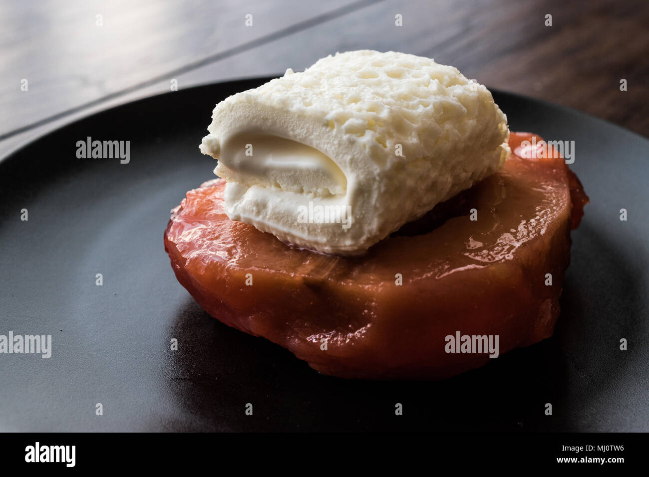 Avya tatlisi is a dessert from Turkish cuisine that is made with quince ...