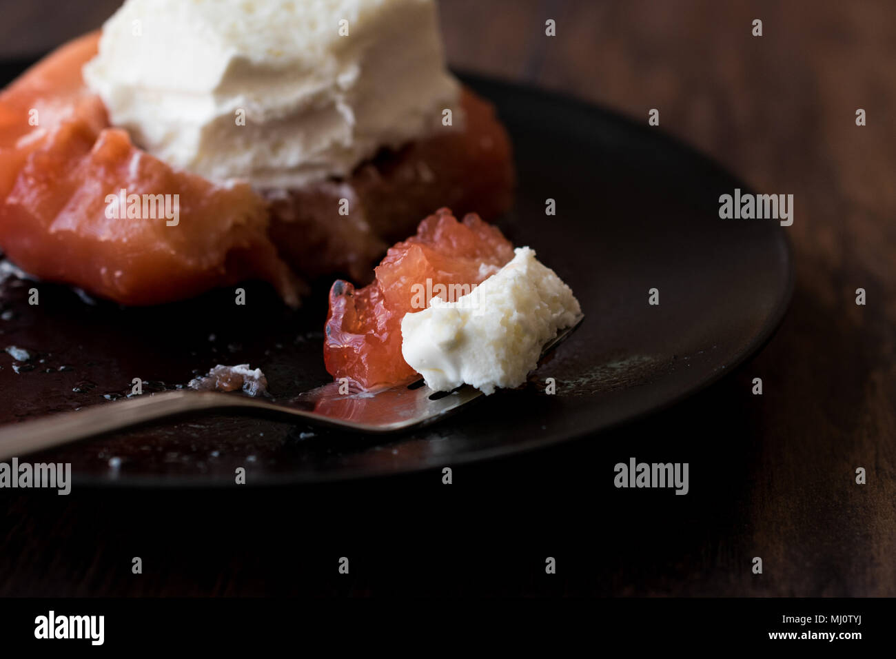Avya tatlisi is a dessert from Turkish cuisine that is made with quince ...