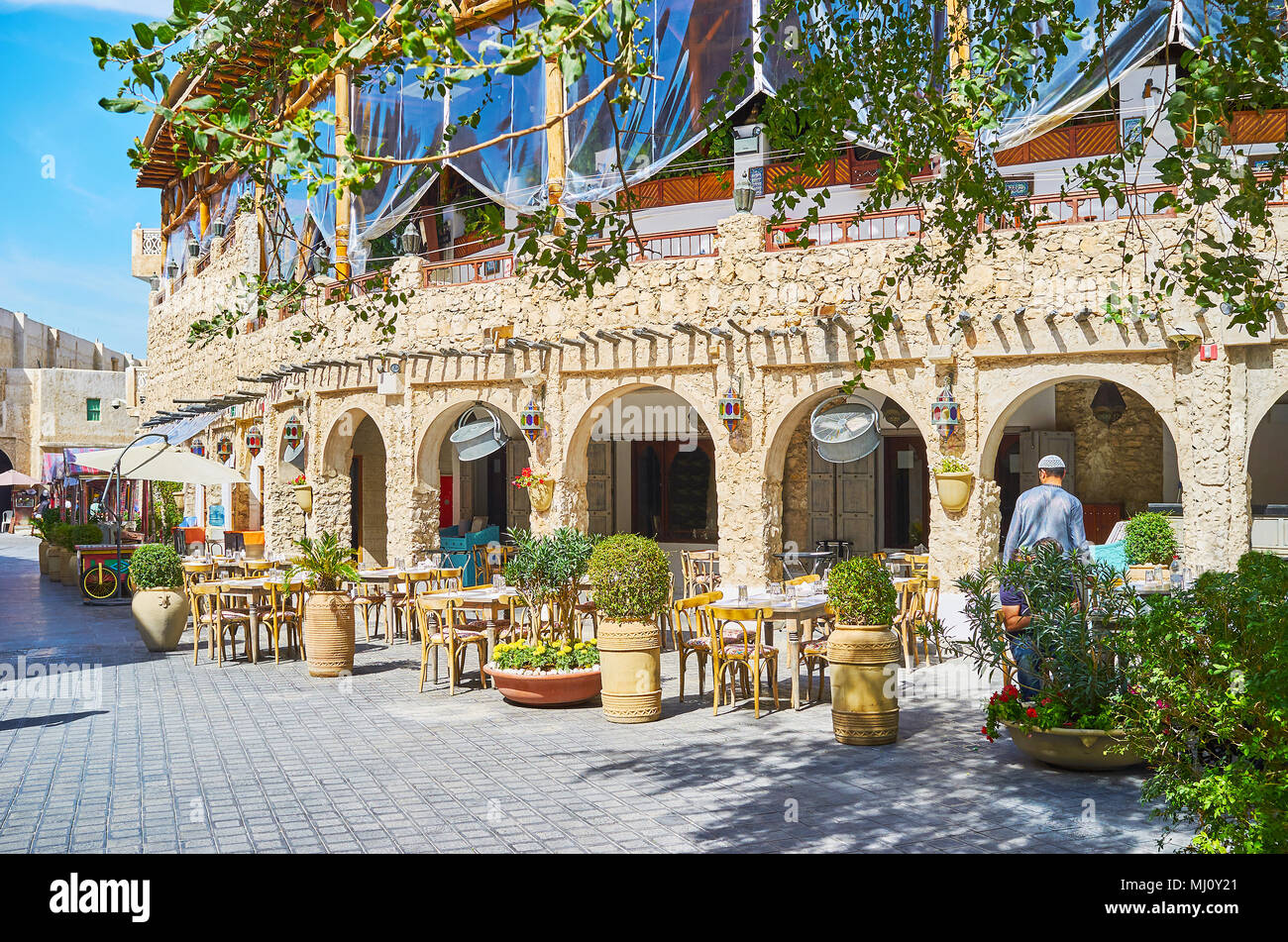 Adobe pots hi-res stock photography and images - Alamy
