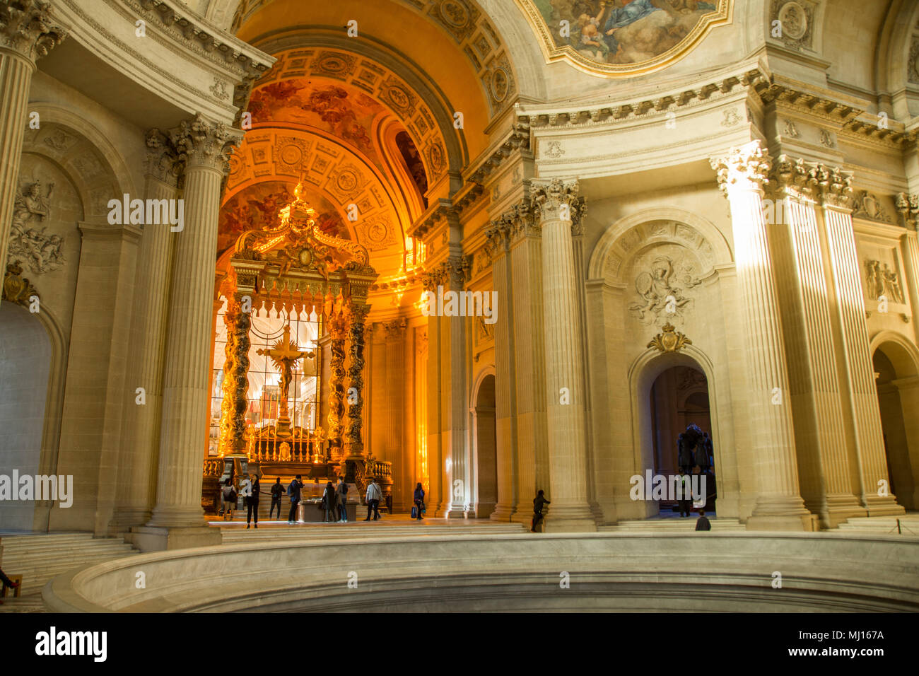 Napoleons gilded tomb hi-res stock photography and images - Alamy