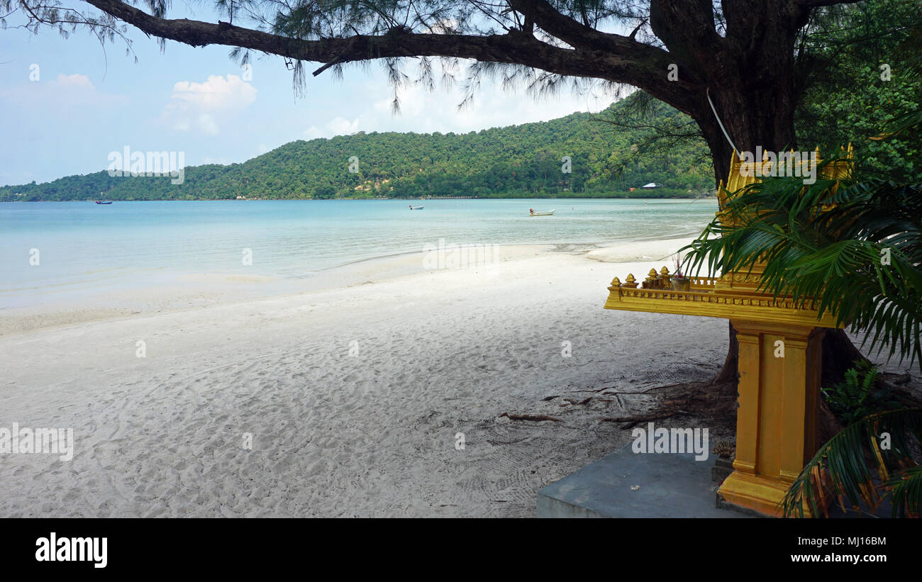 tropical beach of koh rong samloem island in cambodia Stock Photo - Alamy