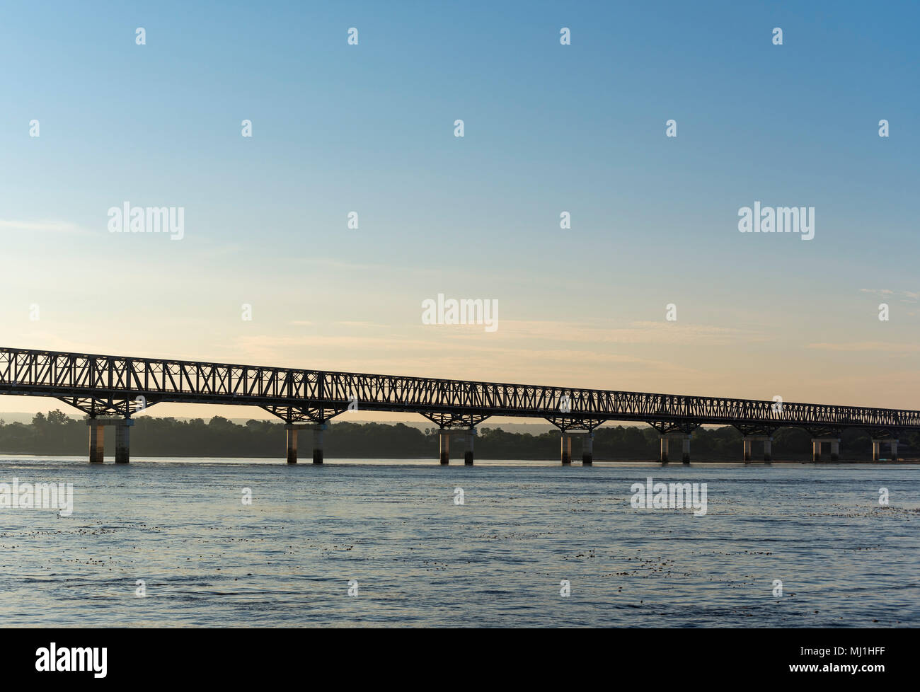 Ayeyarwaddy irrawaddy river hi-res stock photography and images - Alamy