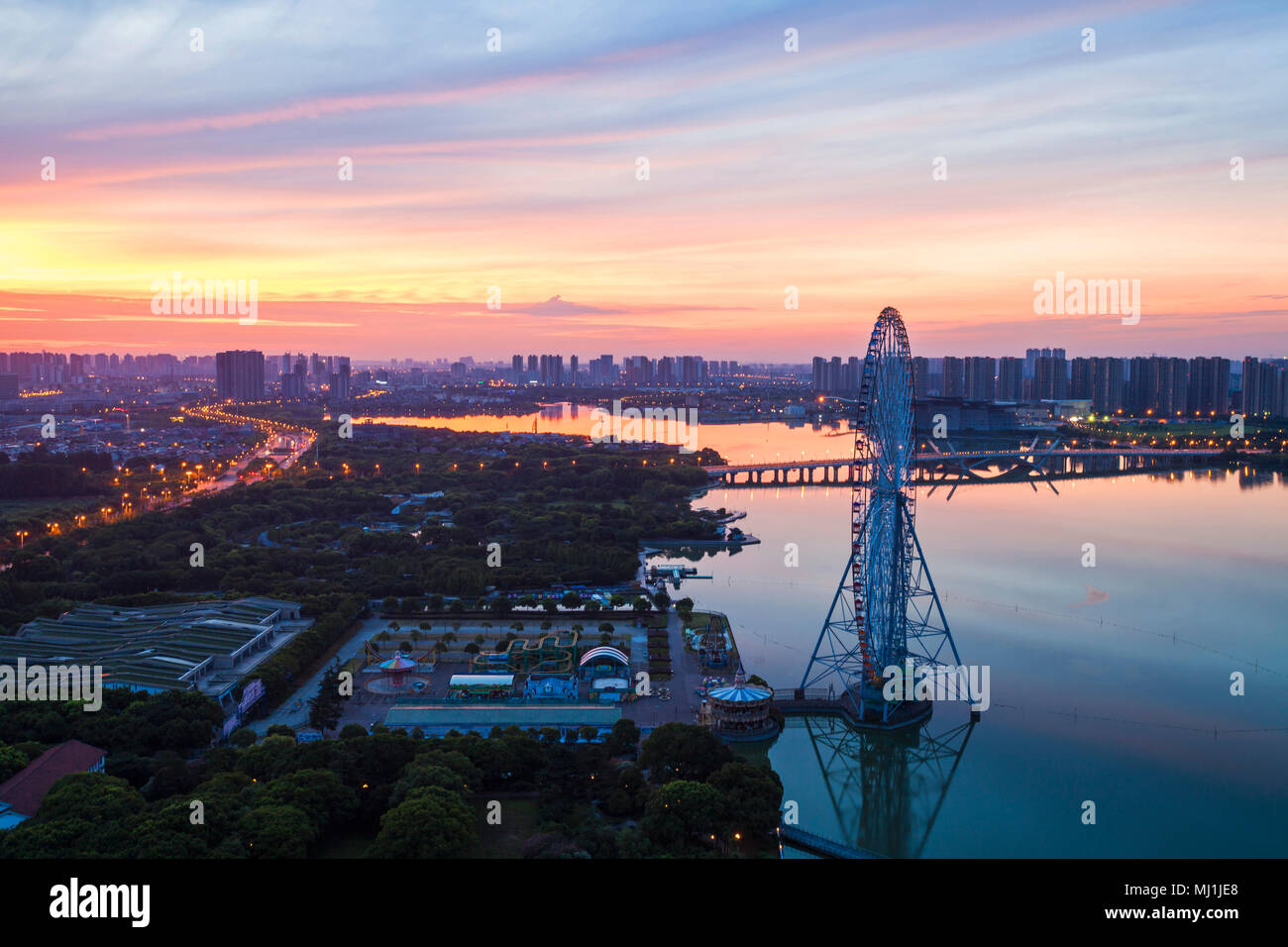 Tai wheel hi-res stock photography and images - Alamy