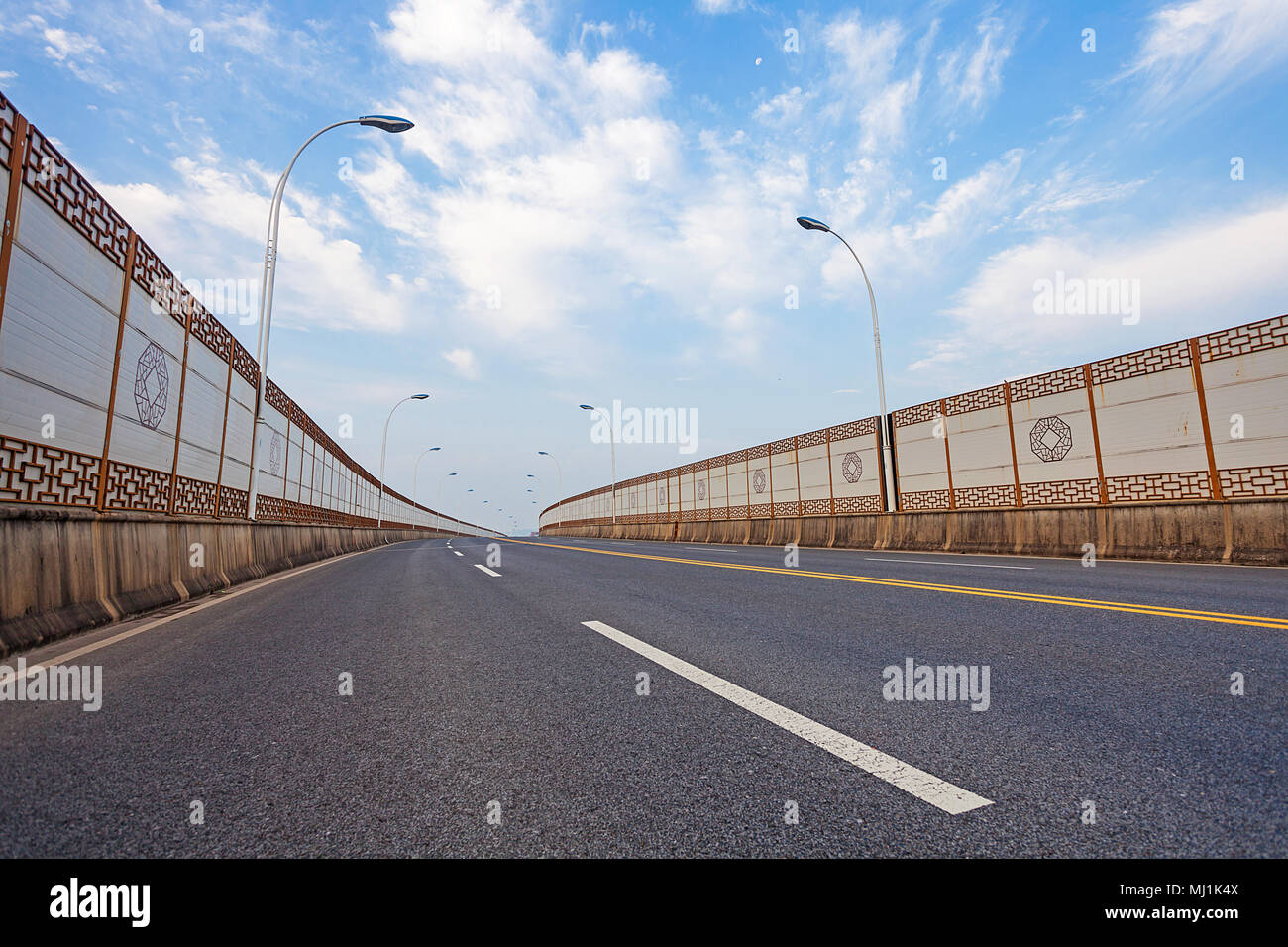 Taihu bridge hi-res stock photography and images - Alamy
