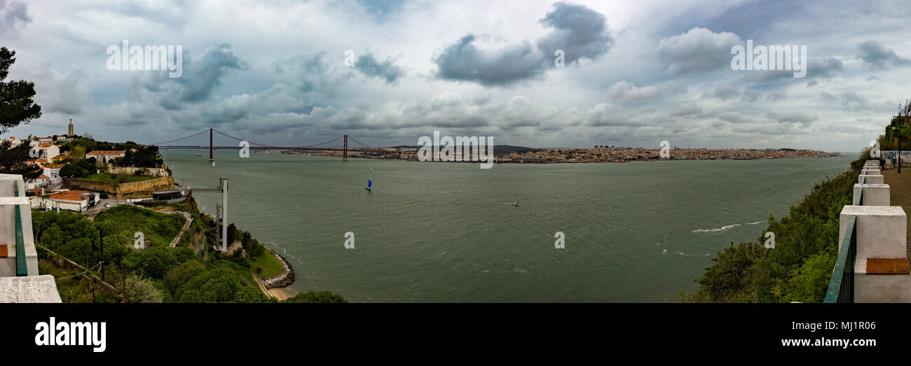 Salazar bridge hi-res stock photography and images - Alamy