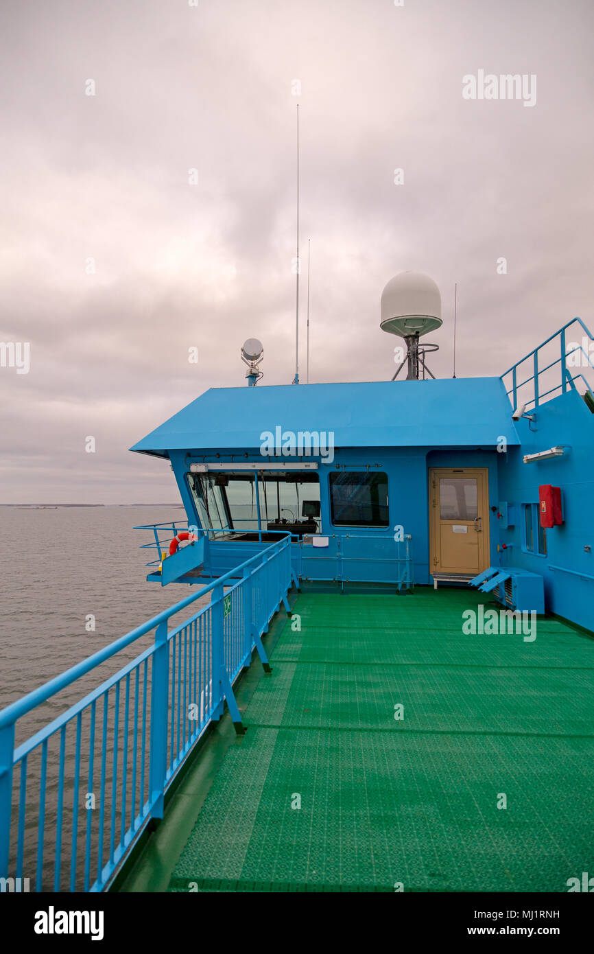 Bridge radar vessel hi-res stock photography and images - Alamy