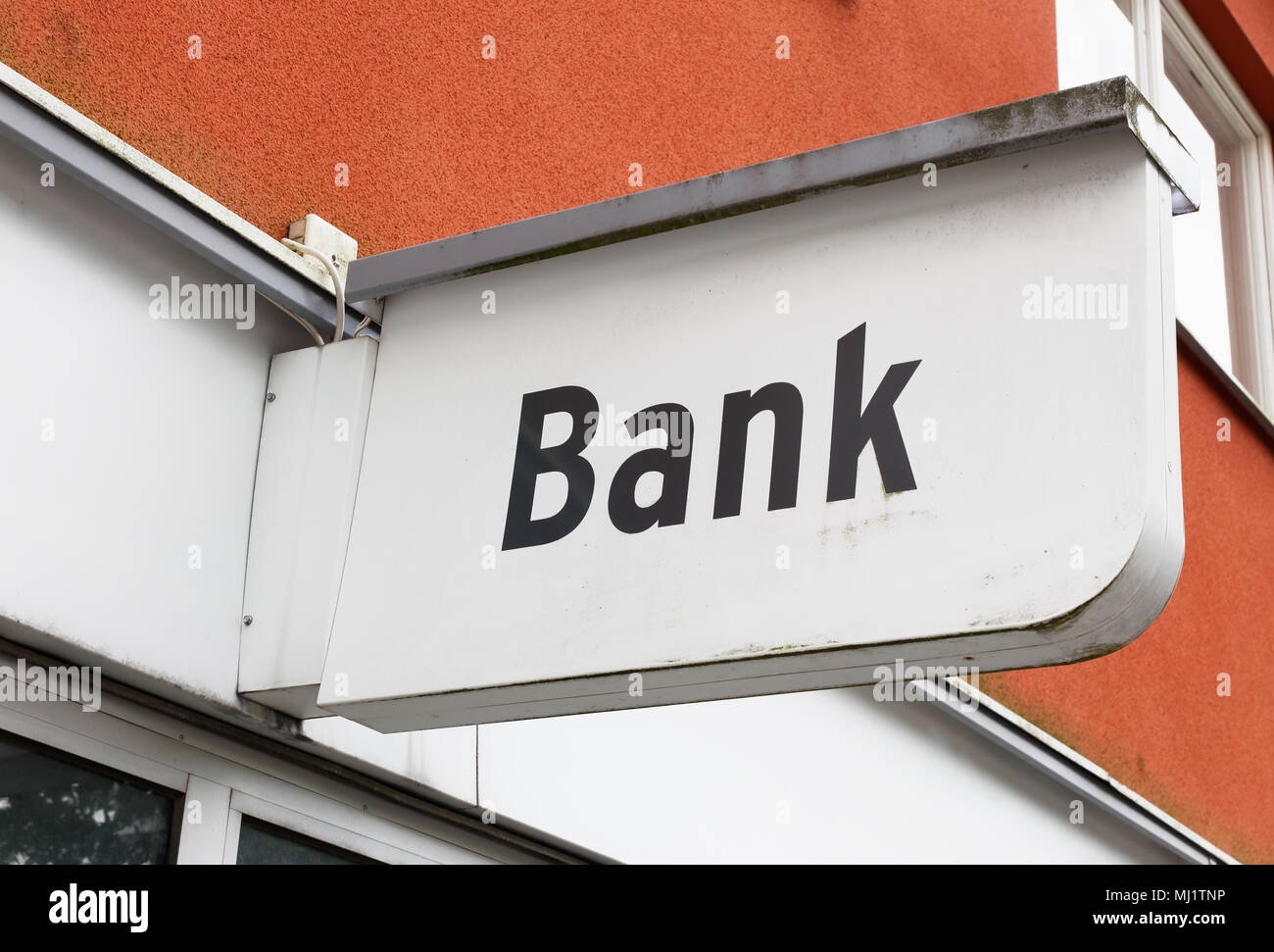 Generic bank sign hi-res stock photography and images - Alamy
