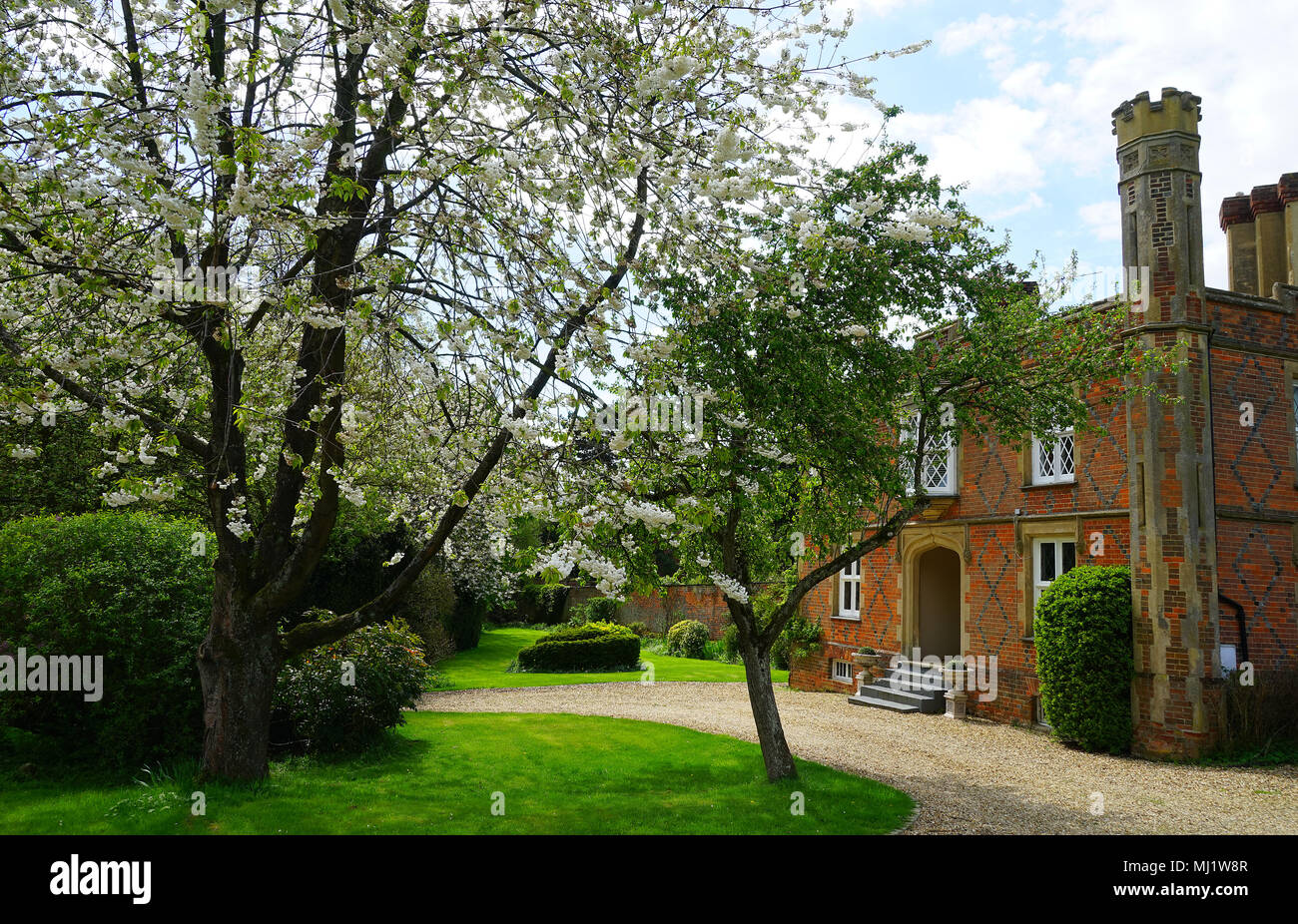 The former Gardener's Lodge at Stagenhoe Stock Photo - Alamy