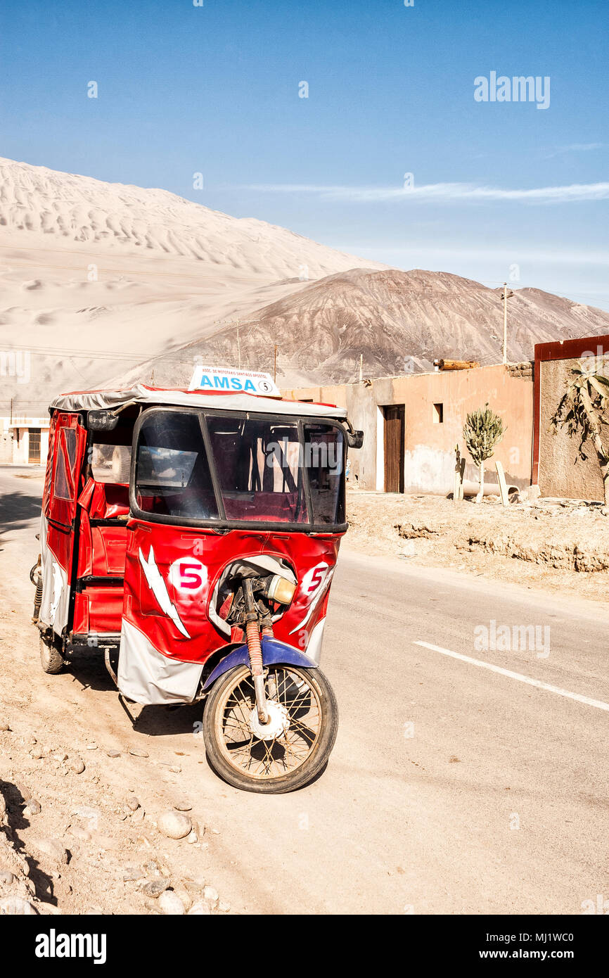Moto taxi hi-res stock photography and images - Alamy