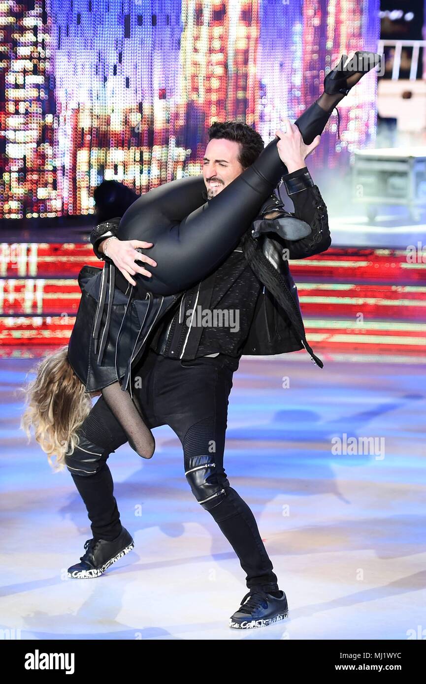 Eleonora giorgi set hi-res stock photography and images - Alamy