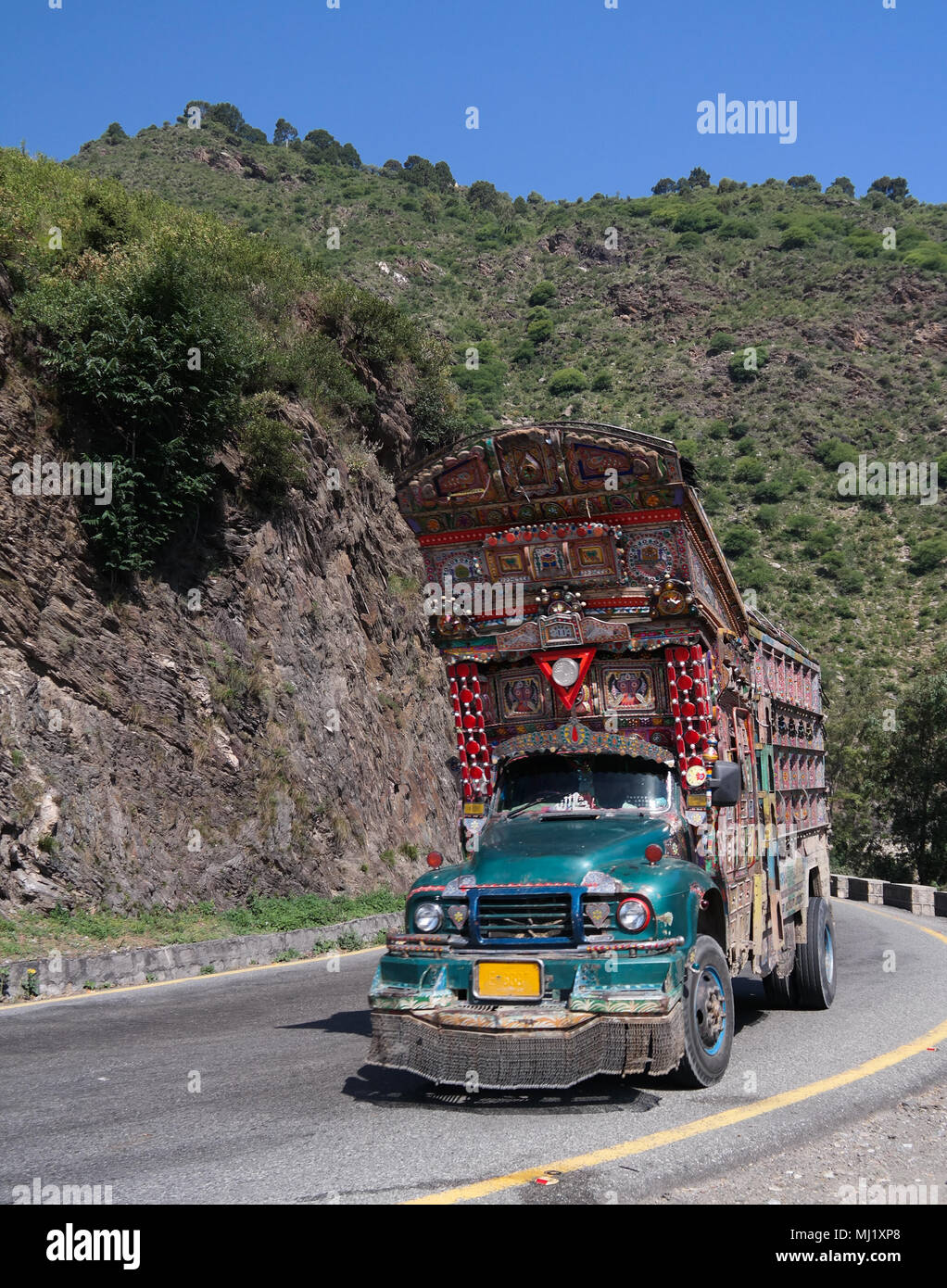 Beautiful trucks pakistan hi-res stock photography and images - Alamy